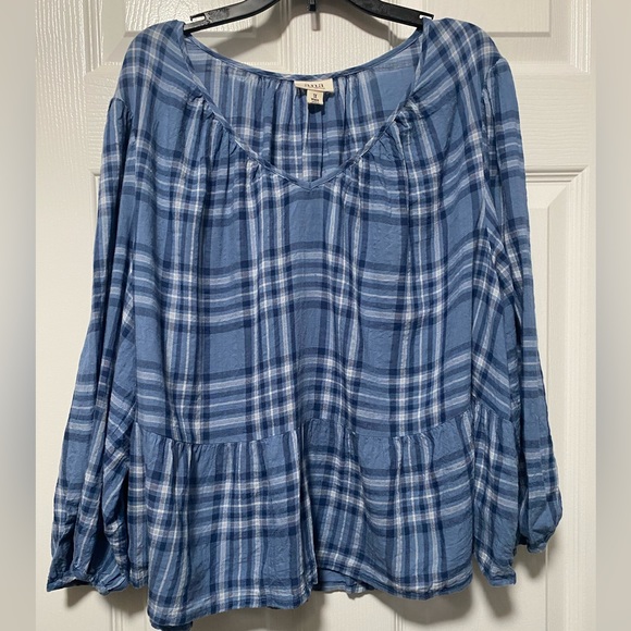 a.n.a | Tops | Ana Blue White Printed Blouse | Poshmark